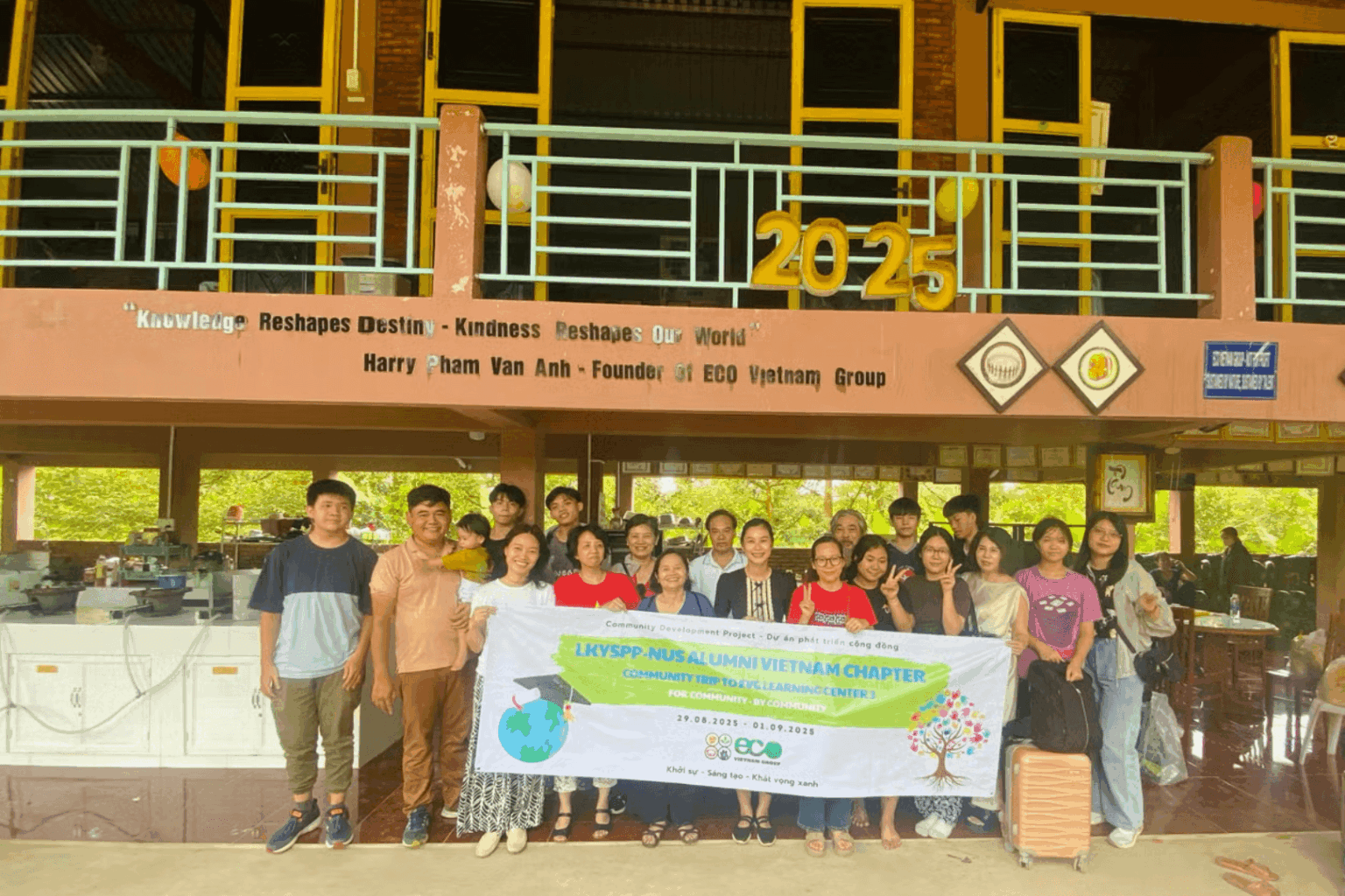 LKYSPP–NUS Alumni Vietnam Chapter Visits ECO Vietnam – AlumNUS