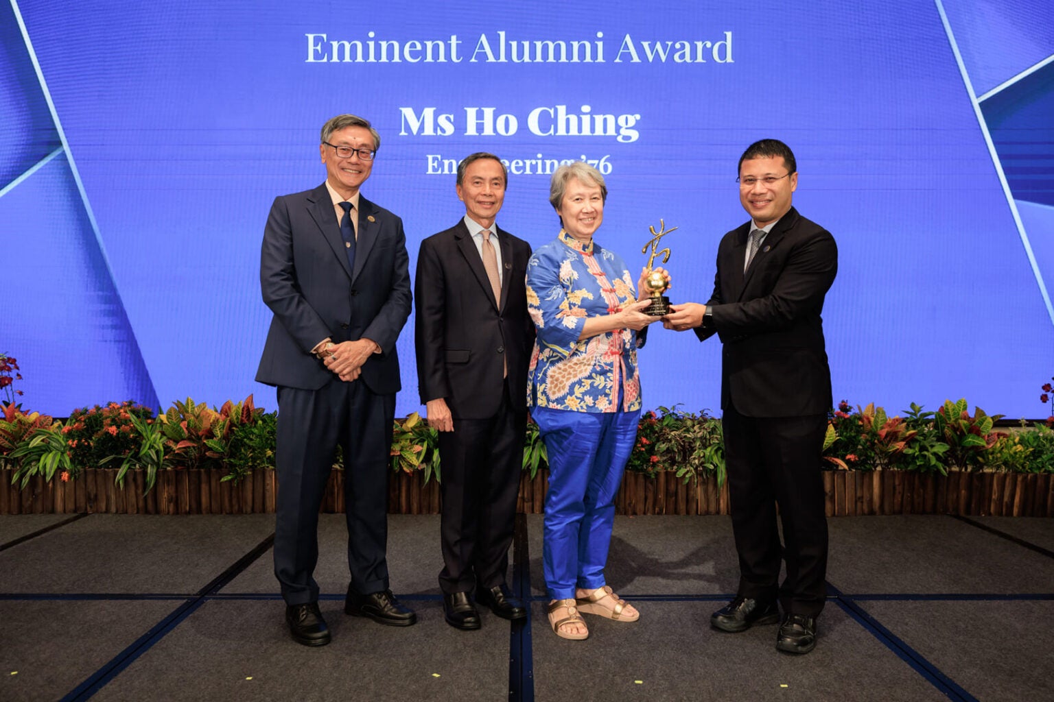 NUS Honours 22 Outstanding Alumni for Their Service to Alma Mater and ...